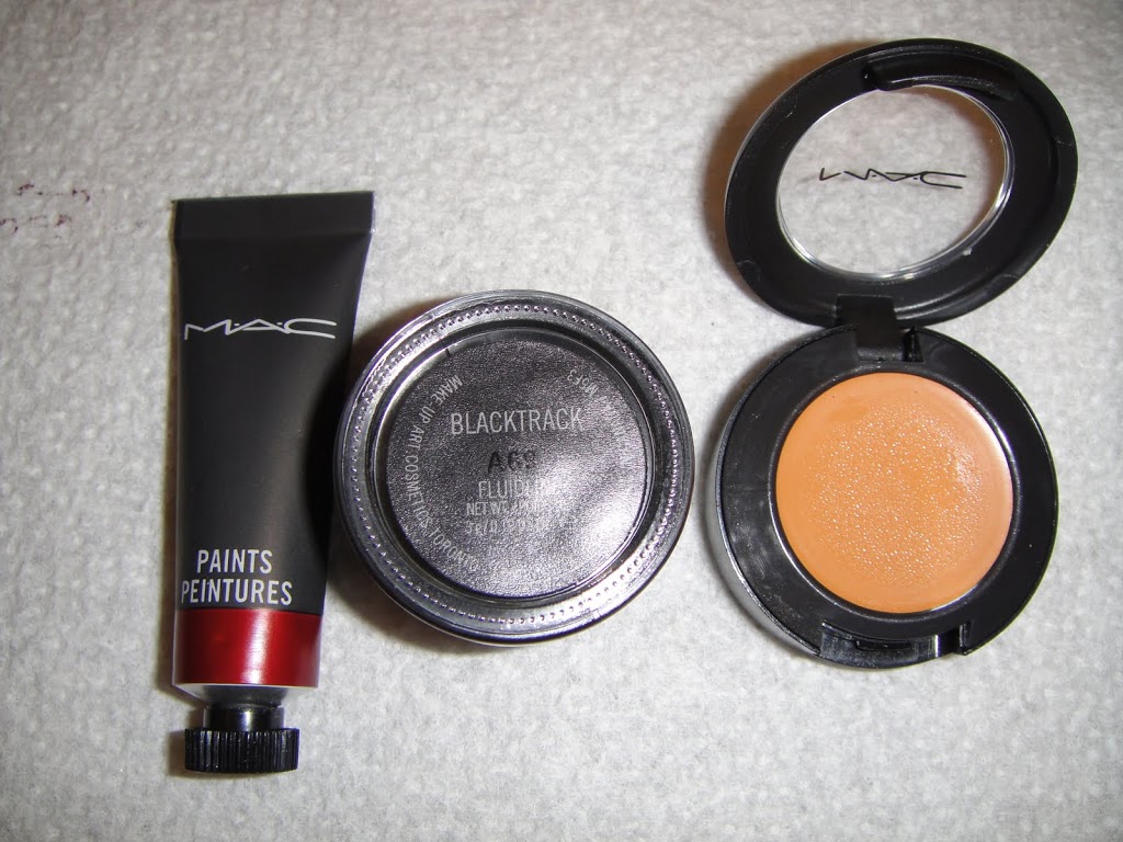 MAC Style Black and Dazzleglass Creme Haul